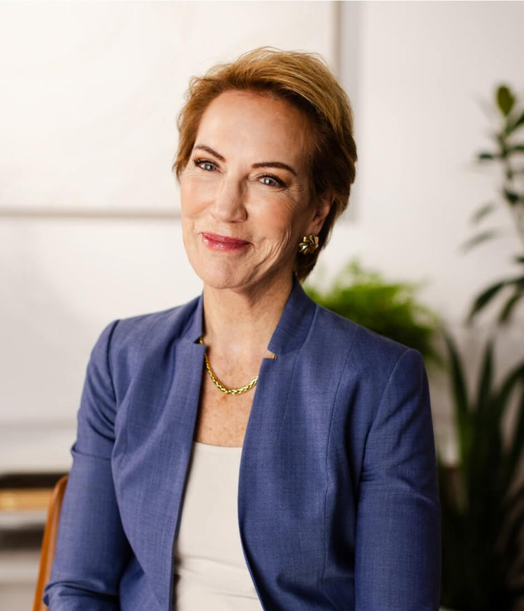 Her Life Stages Perimenopause – Solaray